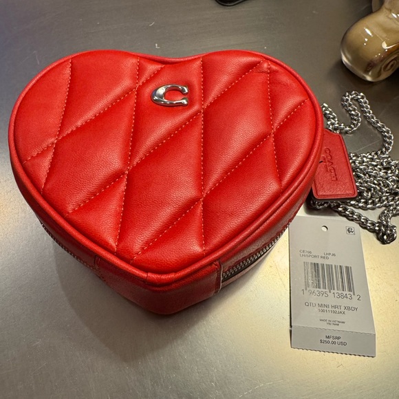 Coach | Bags | Coach Nwt Heart Shape Pillow Qulited Crossbody Ce766 ...